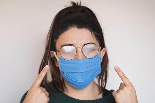 How To Keep Glasses From Misting Up While Wearing A Face Mask? – Vision ...